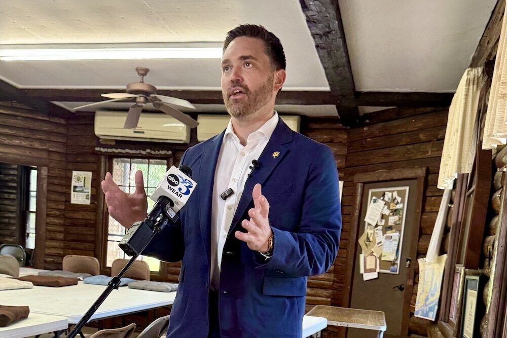 Mayor Reeves tells NY Times what's it like running Pensacola - Rick's Blog